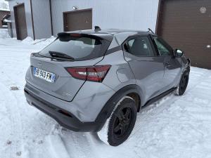 Pelēks Nissan Juke 2025 Kelmė, ar dzinēja tilpumu 1.00 L un nobraukumu 5 tūkst. km par 6750 €, foto 3 vietnē AUTOMOTO.COM.LV