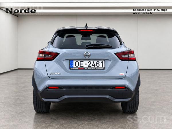 Nissan Juke 2025 in Riga on AUTOMOTO.COM.LV Grey Nissan Juke 2025 in Riga, with an engine capacity of 1.00 L and mileage of 37 thousand km for 21990 €, photo 6 on AUTOMOTO.COM.LV