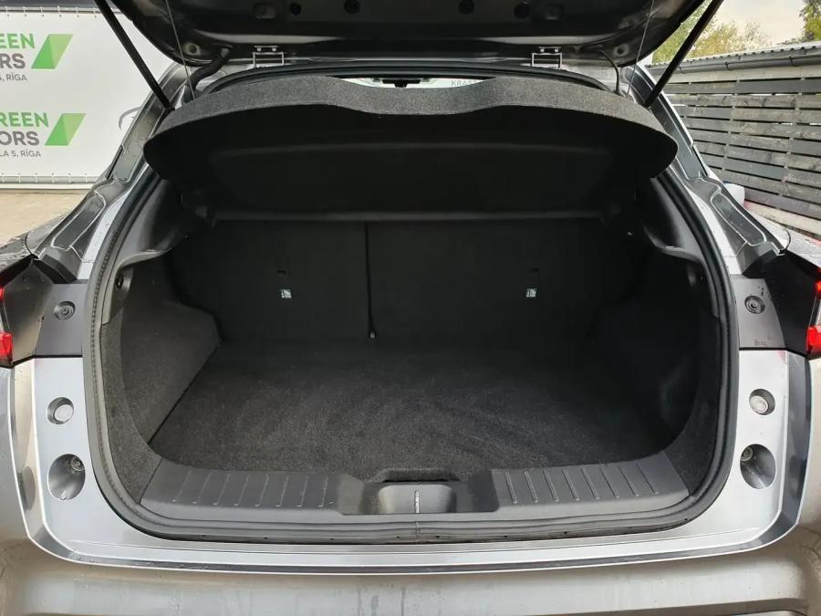 Grey Nissan Juke 2025 in Tukums, with an engine capacity of 1.60 L and mileage of 36 thousand km for 23900 €, photo 11 on AUTOMOTO.COM.LV