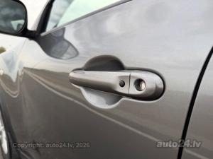 Grey Nissan Juke 2011 in Tallinn, with an engine capacity of 1.50 L and mileage of 213 thousand km for 6190 €, photo 20 on AUTOMOTO.COM.LV