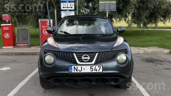 Nissan Juke 2011 in Riga on AUTOMOTO.COM.LV Grey Nissan Juke 2011 in Riga, with an engine capacity of 1.50 L and mileage of 170 thousand km for 3650 €, photo 1 on AUTOMOTO.COM.LV