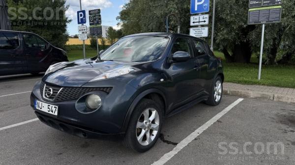 Nissan Juke 2011 in Riga on AUTOMOTO.COM.LV Grey Nissan Juke 2011 in Riga, with an engine capacity of 1.50 L and mileage of 170 thousand km for 3650 €, photo 4 on AUTOMOTO.COM.LV