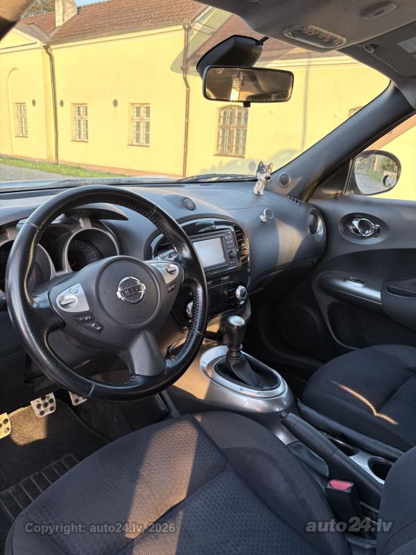 Nissan Juke 2011 Tallina vietnē Pelēks Nissan Juke 2011 Tallina, ar dzinēja tilpumu 1.60 L un nobraukumu 129 tūkst. km par 8970 €, foto 6 vietnē AUTOMOTO.COM.LV