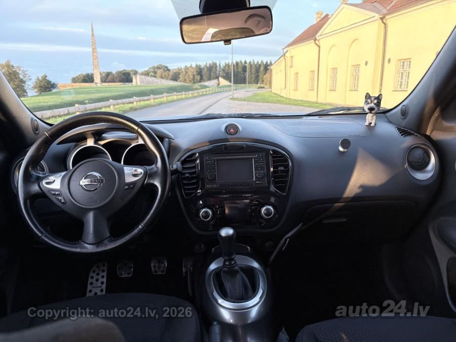 Pelēks Nissan Juke 2011 Tallina, ar dzinēja tilpumu 1.60 L un nobraukumu 129 tūkst. km par 8970 €, foto 7 vietnē AUTOMOTO.COM.LV