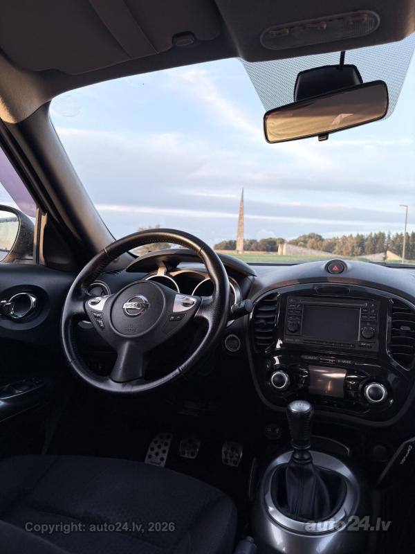 Nissan Juke 2011 Tallina vietnē Pelēks Nissan Juke 2011 Tallina, ar dzinēja tilpumu 1.60 L un nobraukumu 129 tūkst. km par 8970 €, foto 8 vietnē AUTOMOTO.COM.LV