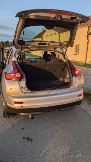 Pelēks Nissan Juke 2011 Tallina, ar dzinēja tilpumu 1.60 L un nobraukumu 129 tūkst. km par 8970 €, foto 13 vietnē AUTOMOTO.COM.LV