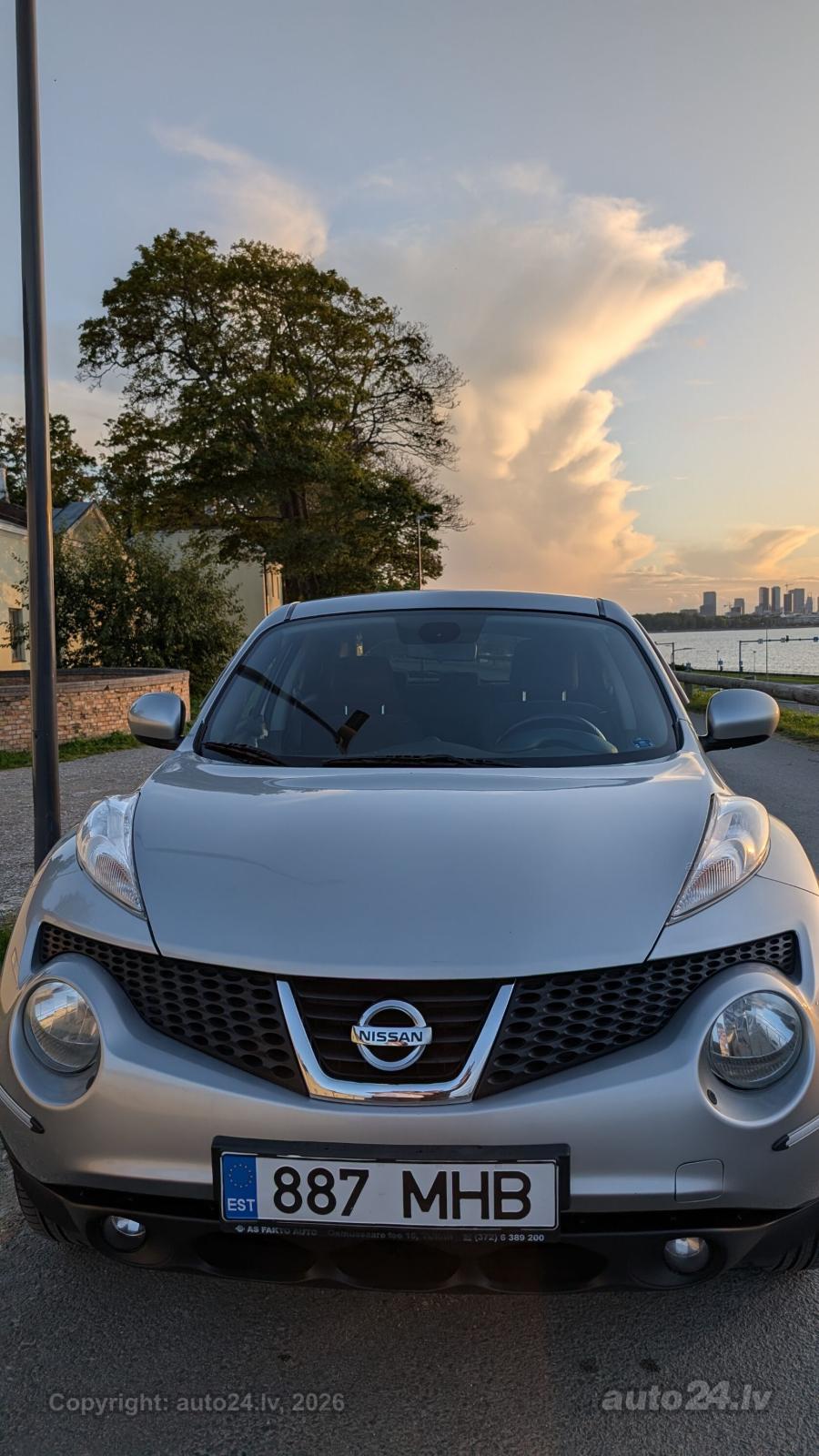 Pelēks Nissan Juke 2011 Tallina, ar dzinēja tilpumu 1.60 L un nobraukumu 129 tūkst. km par 8970 €, foto 15 vietnē AUTOMOTO.COM.LV