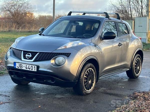 Grey Nissan Juke 2012 in Riga, with an engine capacity of 1.60 L and mileage of 340 thousand km for 3300 €, photo 1 on AUTOMOTO.COM.LV