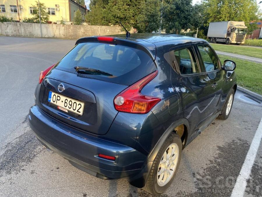 Grey Nissan Juke 2012 in Riga, with an engine capacity of 1.60 L and mileage of 175 thousand km for 5880 €, photo 5 on AUTOMOTO.COM.LV