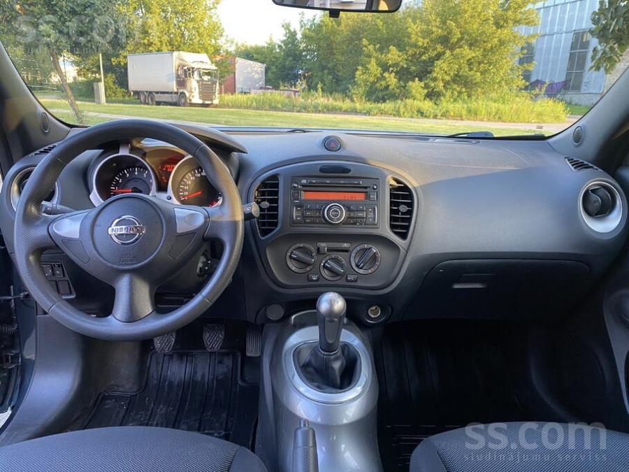 Grey Nissan Juke 2012 in Riga, with an engine capacity of 1.60 L and mileage of 175 thousand km for 5880 €, photo 13 on AUTOMOTO.COM.LV