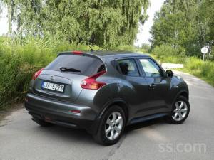Grey Nissan Juke 2012 in Riga, with an engine capacity of 1.60 L and mileage of 149 thousand km for 4950 €, photo 4 on AUTOMOTO.COM.LV