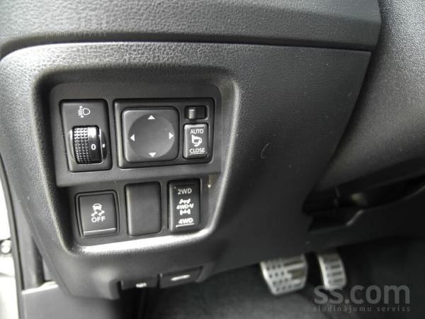 Pelēks Nissan Juke 2012 Rīga, ar dzinēja tilpumu 1.60 L un nobraukumu 149 tūkst. km par 4950 €, foto 8 vietnē AUTOMOTO.COM.LV