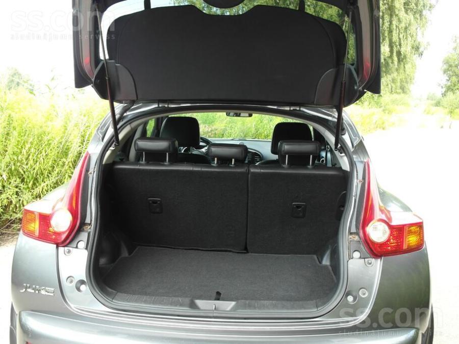Grey Nissan Juke 2012 in Riga, with an engine capacity of 1.60 L and mileage of 149 thousand km for 4950 €, photo 28 on AUTOMOTO.COM.LV