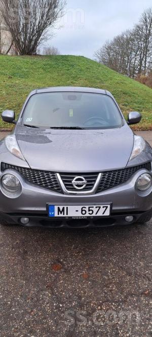 Grey Nissan Juke 2013 in Talsi, with an engine capacity of 1.50 L and mileage of 201 thousand km for 5650 €, photo 2 on AUTOMOTO.COM.LV