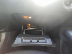 Pelēks Nissan Juke 2017 Kauņa, ar dzinēja tilpumu 1.60 L un nobraukumu 78 tūkst. km par 10900 €, foto 18 vietnē AUTOMOTO.COM.LV