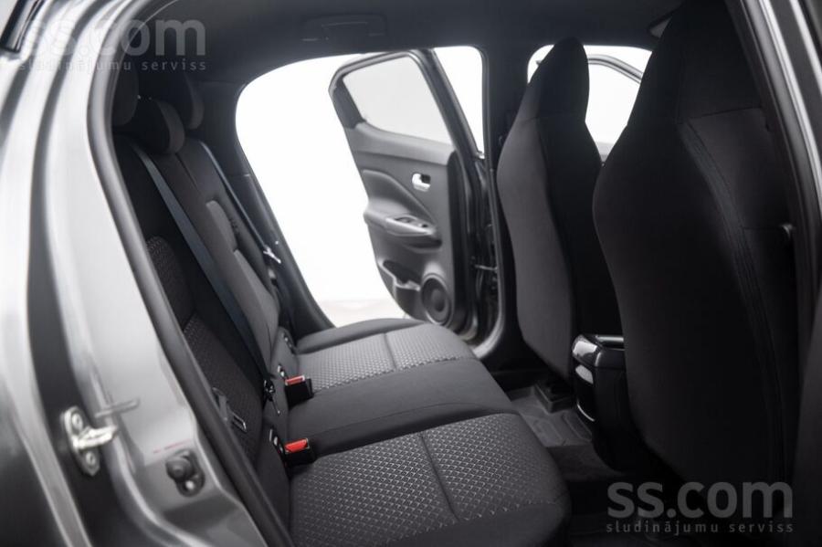 Pelēks Nissan Juke 2020 Tallina, ar dzinēja tilpumu 1.00 L un nobraukumu 88 tūkst. km par 13999 €, foto 10 vietnē AUTOMOTO.COM.LV