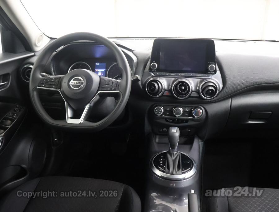 Grey Nissan Juke 2021 in Tallinn, with an engine capacity of 1.00 L and mileage of 36 thousand km for 14900 €, photo 8 on AUTOMOTO.COM.LV