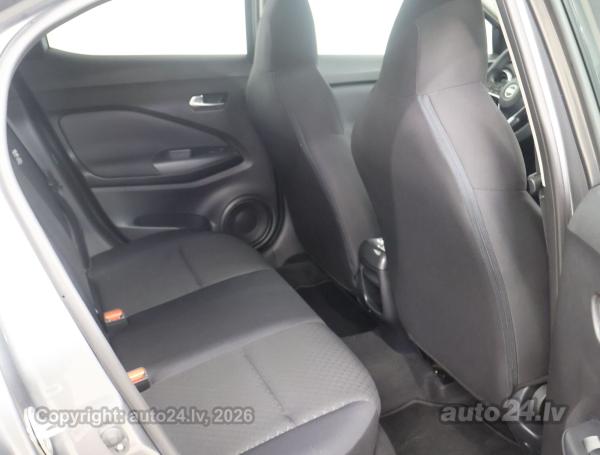 Grey Nissan Juke 2021 in Tallinn, with an engine capacity of 1.00 L and mileage of 36 thousand km for 14900 €, photo 10 on AUTOMOTO.COM.LV