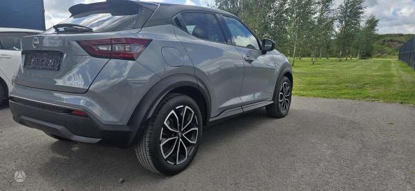 Grey Nissan Juke 2023 in Klaipeda, with an engine capacity of 1.60 L and mileage of 17 thousand km for 17700 €, photo 11 on AUTOMOTO.COM.LV