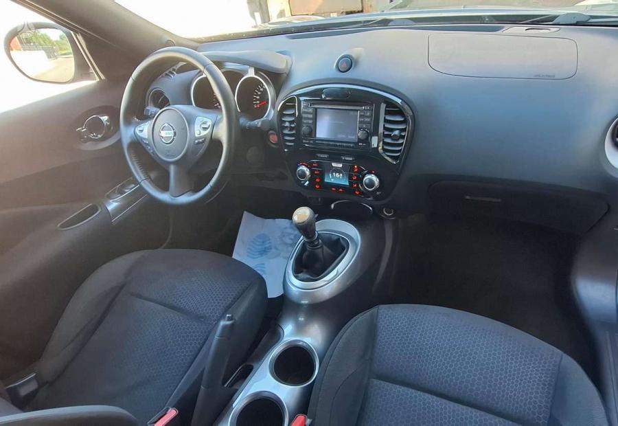 Grey Nissan Juke 2011 in Panevezys, with an engine capacity of 1.50 L and mileage of 190 thousand km for 3900 €, photo 9 on AUTOMOTO.COM.LV