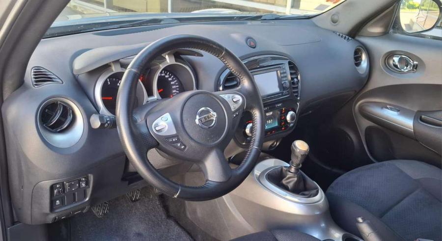 Grey Nissan Juke 2011 in Panevezys, with an engine capacity of 1.50 L and mileage of 190 thousand km for 3900 €, photo 10 on AUTOMOTO.COM.LV