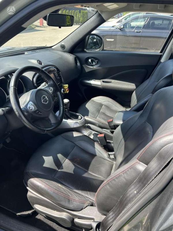Grey Nissan Juke 2012 in Klaipeda, with an engine capacity of 1.46 L and mileage of 202 thousand km for 3900 €, photo 5 on AUTOMOTO.COM.LV