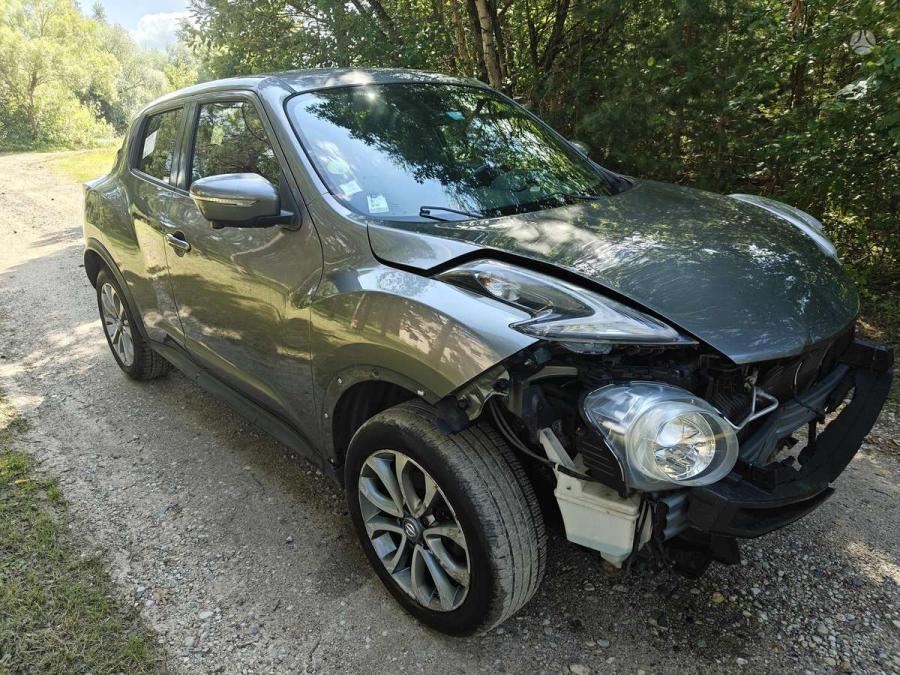 Grey Nissan Juke 2015 in Anyksciai, with an engine capacity of 1.46 L and mileage of 257 thousand km for 2750 €, photo 16 on AUTOMOTO.COM.LV
