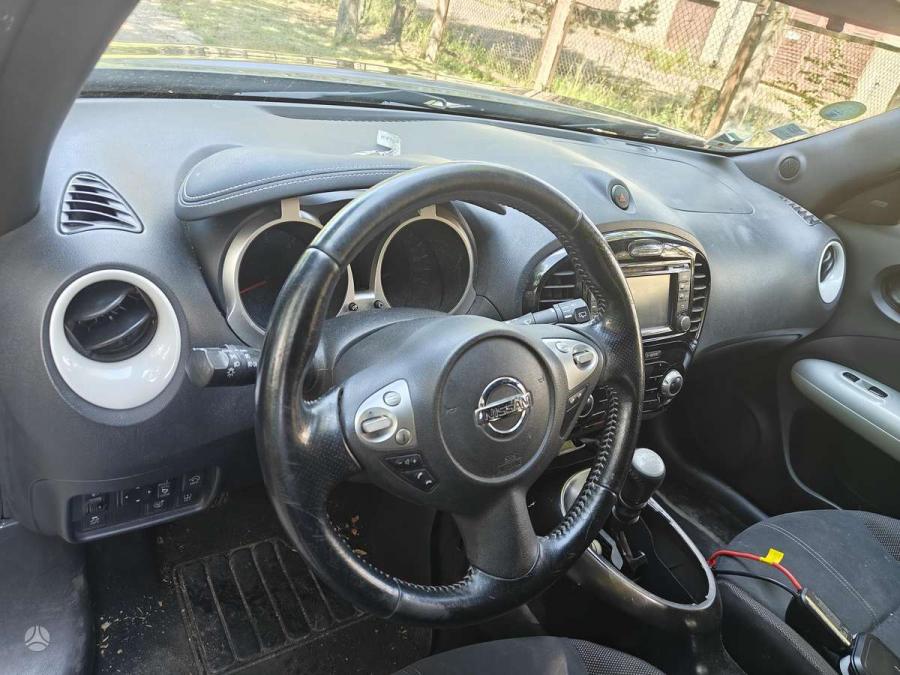 Grey Nissan Juke 2015 in Anyksciai, with an engine capacity of 1.46 L and mileage of 257 thousand km for 2750 €, photo 20 on AUTOMOTO.COM.LV