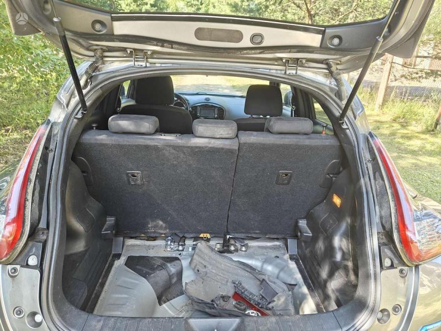 Grey Nissan Juke 2015 in Anyksciai, with an engine capacity of 1.46 L and mileage of 257 thousand km for 2750 €, photo 26 on AUTOMOTO.COM.LV