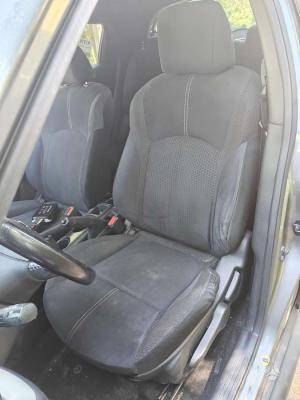 Grey Nissan Juke 2015 in Anyksciai, with an engine capacity of 1.46 L and mileage of 257 thousand km for 2750 €, photo 30 on AUTOMOTO.COM.LV