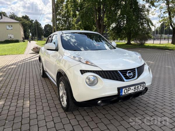 Grey Nissan Juke 2012 in Jelgava, with an engine capacity of 1.50 L and mileage of 158 thousand km for 4500 €, photo 2 on AUTOMOTO.COM.LV