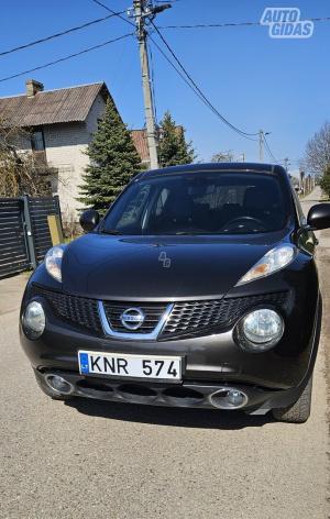 Nissan Juke 2011 in Vilnius, with an engine capacity of 1.60 L and mileage of 207 thousand km for 5000 €, photo  on AUTOMOTO.COM.LV