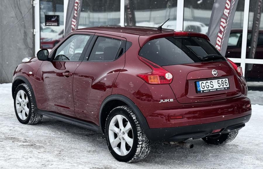 Sarkans Nissan Juke 2010 Radviliškis, ar dzinēja tilpumu 1.60 L un nobraukumu 135 tūkst. km par 4750 €, foto 9 vietnē AUTOMOTO.COM.LV