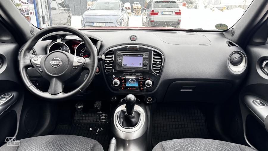 Sarkans Nissan Juke 2010 Radviliškis, ar dzinēja tilpumu 1.60 L un nobraukumu 135 tūkst. km par 4750 €, foto 16 vietnē AUTOMOTO.COM.LV