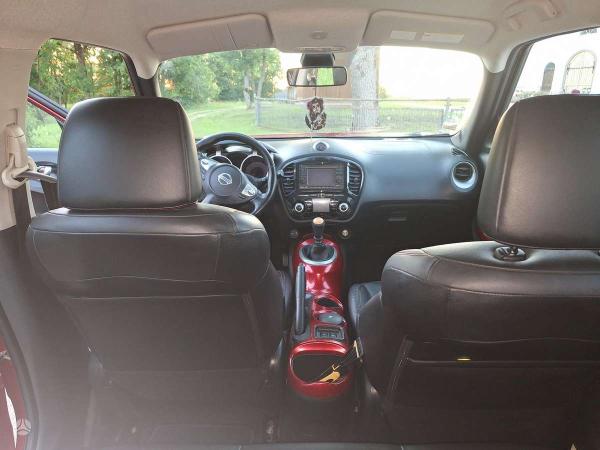 Red Nissan Juke 2010 in Alytus, with an engine capacity of 1.46 L and mileage of 292 thousand km for 3600 €, photo 7 on AUTOMOTO.COM.LV