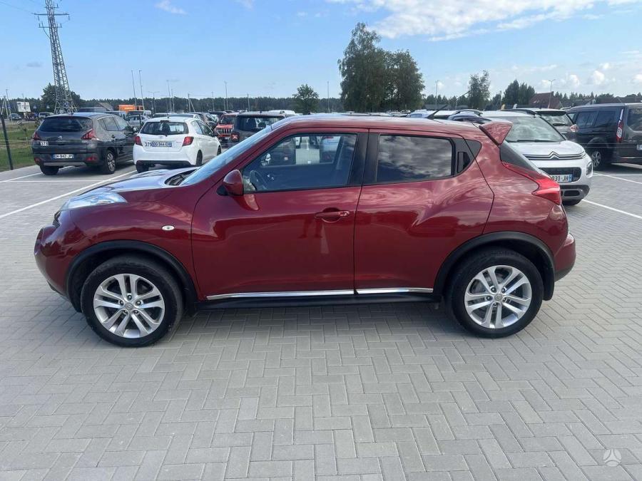 Red Nissan Juke 2010 in Taurage, with an engine capacity of 1.62 L and mileage of 223 thousand km for 4500 €, photo 4 on AUTOMOTO.COM.LV