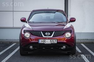 Red Nissan Juke 2011 in Riga, with an engine capacity of 1.60 L and mileage of 0 thousand km for 7500 €, photo 2 on AUTOMOTO.COM.LV