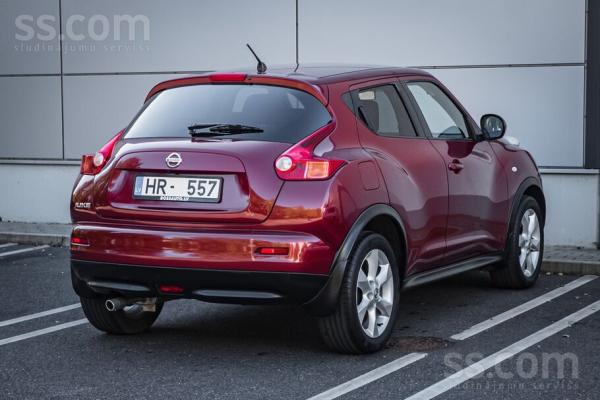 Red Nissan Juke 2011 in Riga, with an engine capacity of 1.60 L and mileage of 0 thousand km for 7500 €, photo 4 on AUTOMOTO.COM.LV