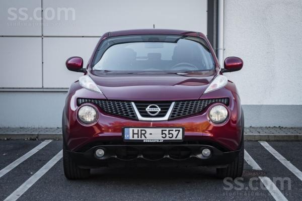 Red Nissan Juke 2011 in Riga, with an engine capacity of 1.60 L and mileage of 0 thousand km for 7500 €, photo 2 on AUTOMOTO.COM.LV
