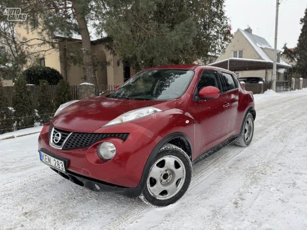 Red Nissan Juke 2011 in Kaunas, with an engine capacity of 1.50 L and mileage of 172 thousand km for 3300 €, photo 1 on AUTOMOTO.COM.LV