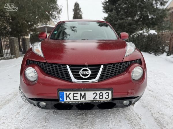 Red Nissan Juke 2011 in Kaunas, with an engine capacity of 1.50 L and mileage of 172 thousand km for 3300 €, photo 2 on AUTOMOTO.COM.LV