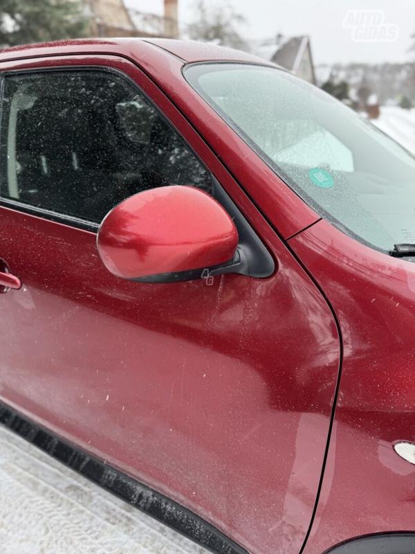 Red Nissan Juke 2011 in Kaunas, with an engine capacity of 1.50 L and mileage of 172 thousand km for 3300 €, photo 5 on AUTOMOTO.COM.LV