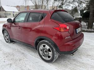 Sarkans Nissan Juke 2011 Kauņa, ar dzinēja tilpumu 1.46 L un nobraukumu 172 tūkst. km par 3300 €, foto 9 vietnē AUTOMOTO.COM.LV