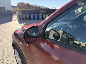 Red Nissan Juke 2011 in Vilnius, with an engine capacity of 1.60 L and mileage of 220 thousand km for 5000 €, photo 3 on AUTOMOTO.COM.LV