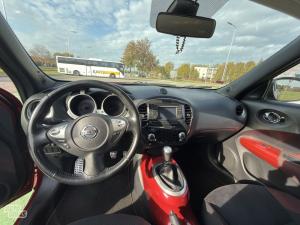 Red Nissan Juke 2011 in Vilnius, with an engine capacity of 1.60 L and mileage of 220 thousand km for 5000 €, photo 14 on AUTOMOTO.COM.LV