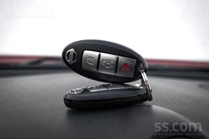 Красный Ниссан Жук 2011 в Рига, объемом двигателя 1.60 л и пробегом 87 тыс. км за 7500 €, фото 30 на AUTOMOTO.COM.LV