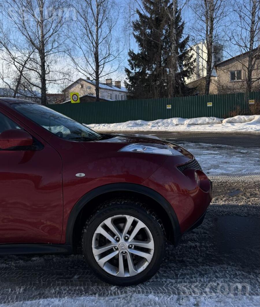 Sarkans Nissan Juke 2011 Rīga, ar dzinēja tilpumu 1.50 L un nobraukumu 190 tūkst. km par 5100 €, foto 4 vietnē AUTOMOTO.COM.LV