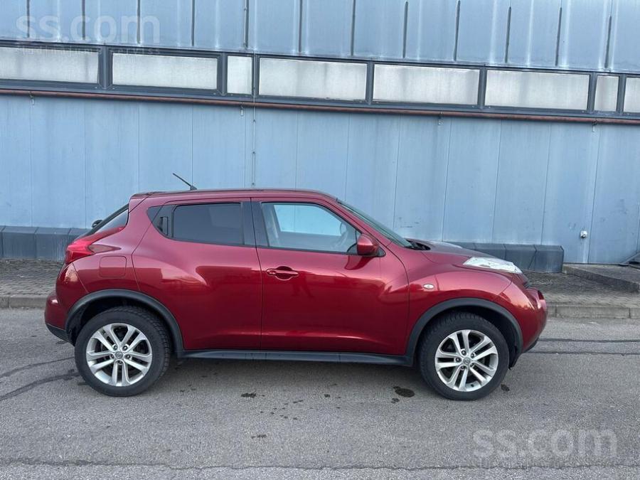 Sarkans Nissan Juke 2011 Rīga, ar dzinēja tilpumu 1.50 L un nobraukumu 190 tūkst. km par 4300 €, foto 3 vietnē AUTOMOTO.COM.LV