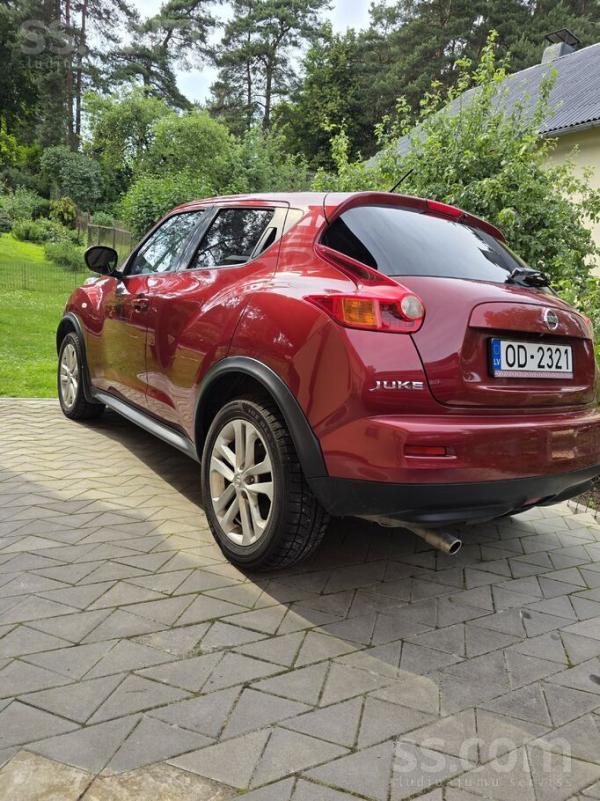 Sarkans Nissan Juke 2011 Rīga, ar dzinēja tilpumu 1.50 L un nobraukumu 199 tūkst. km par 5350 €, foto 1 vietnē AUTOMOTO.COM.LV