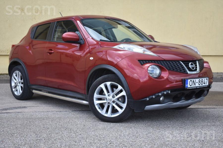 Red Nissan Juke 2011 in Talsi, with an engine capacity of 1.60 L and mileage of 178 thousand km for 6700 €, photo 1 on AUTOMOTO.COM.LV